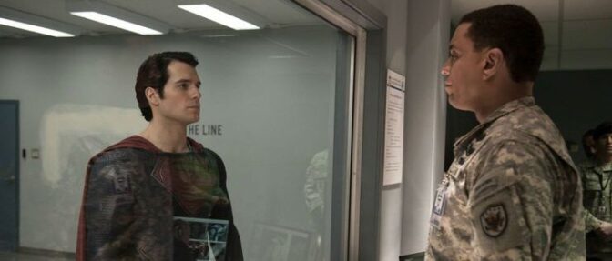 5 dicas de que o General Swanwick sempre foi o Caçador de Marte